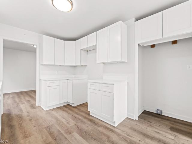 1073 Parkside Drive