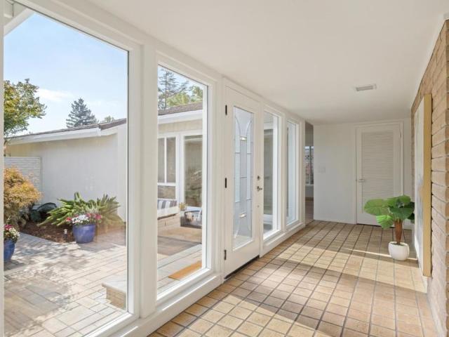 1073 Sargent Drive
