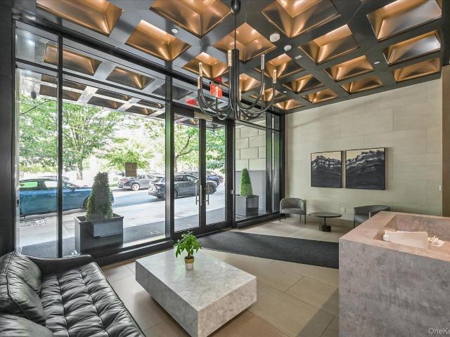 107 06 Queens Boulevard 8D