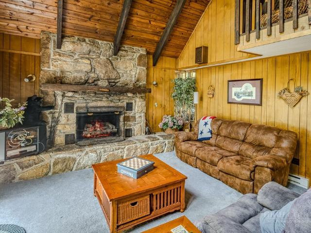 107 & 109 Shagbark Road