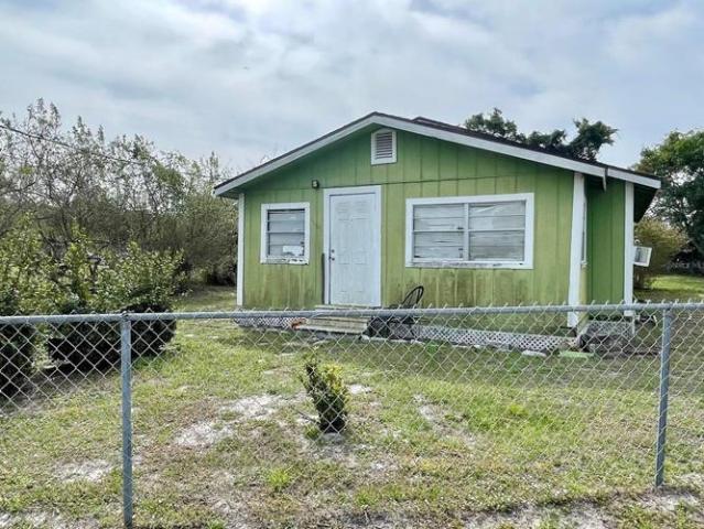 107 11th St Ct W, Palmetto, FL 34221