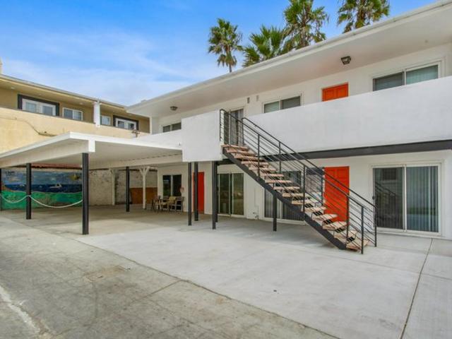 107 23rd St, Newport Beach, CA 92663