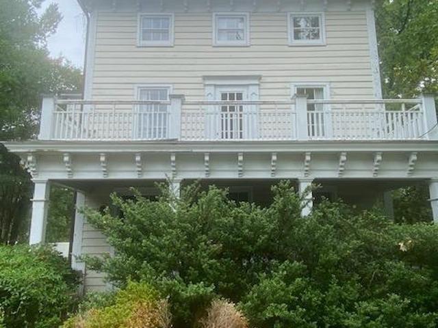 107 2Nd Street