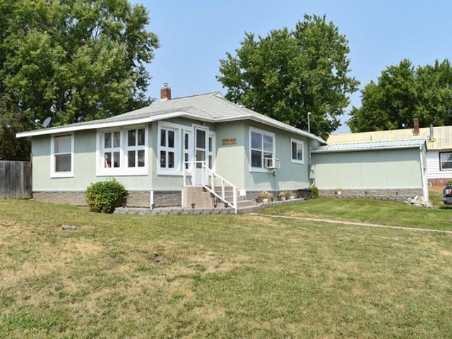 107 7th Ave NW, Ronan, MT 59864