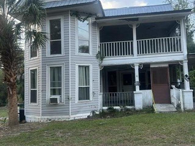 107 4th St SW, Jasper, FL 32052