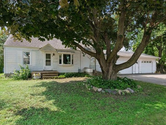 107 5th St SW, Norwood Young America, MN 55397