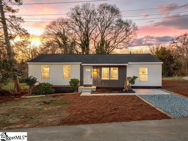 107 Cottage St, Lyman, SC 29365