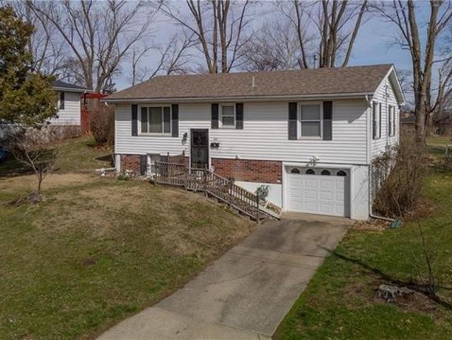 107 Collette St, Excelsior Springs, MO 64024