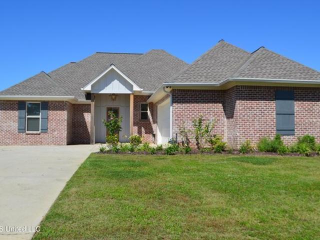107 Catherine Blvd, Clinton, MS 39056