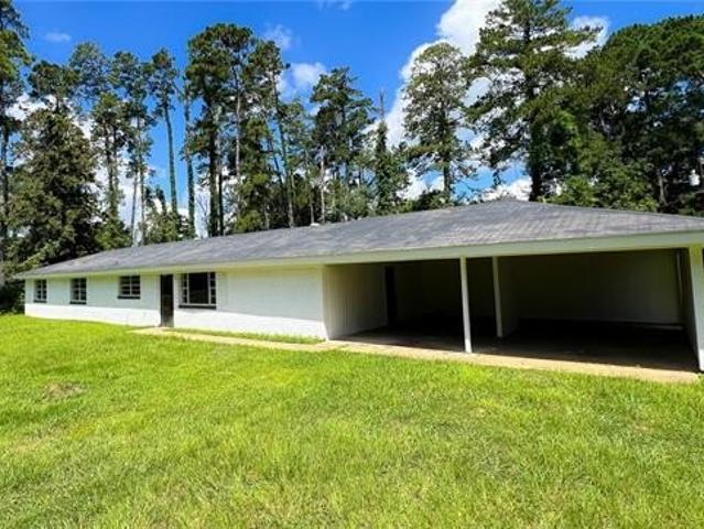 107 Cardinal Loop Rd, Marksville, LA 71351