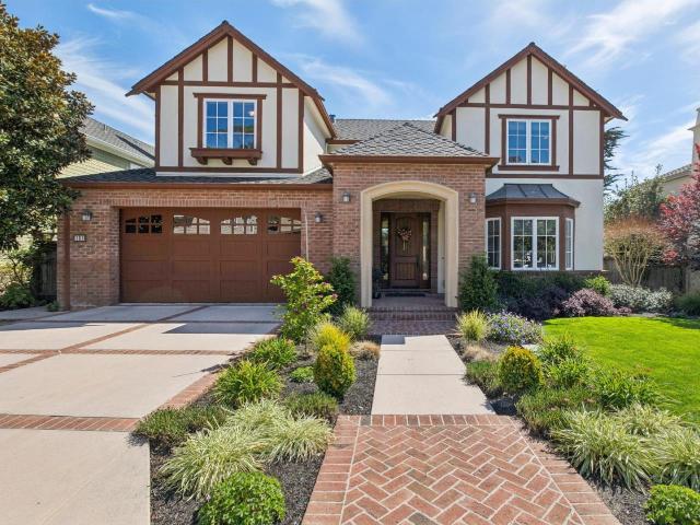 107 Carnoustie Drive