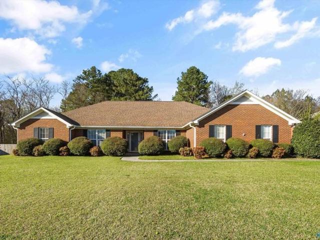 107 Cedar Glen Dr, Huntsville, AL 35811