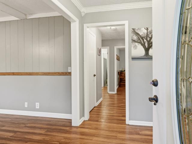 107 Charleston Dr