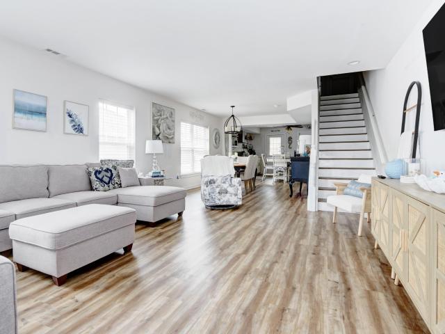 107 Chesapeake Bay