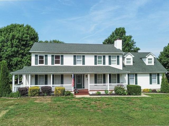 107 Chestnut Ln, Queenstown, MD 21658