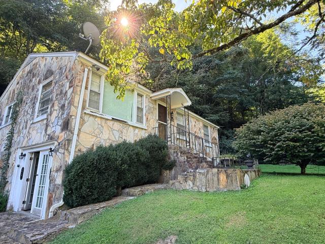 107 Cherokee Avenue