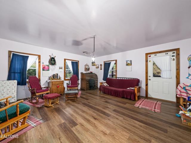 107 Cherry St