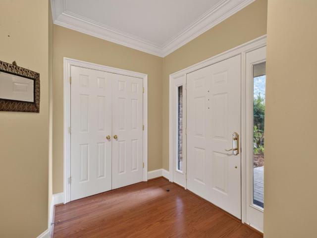 107 Club Villa Drive E