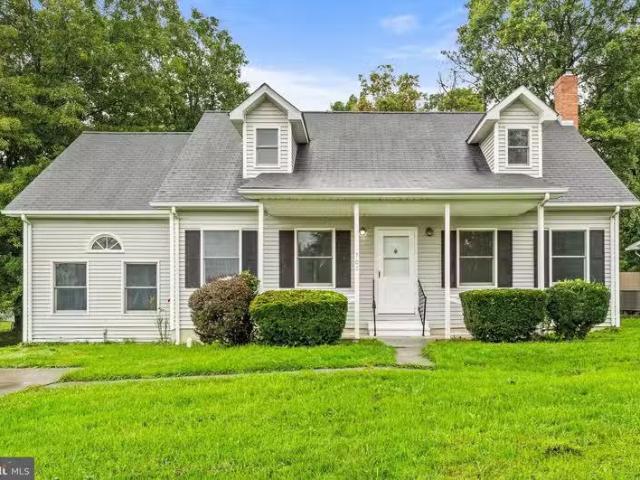 107 Crystal Lake Ct, Stephens City, VA 22655 MLS VAFV2022040