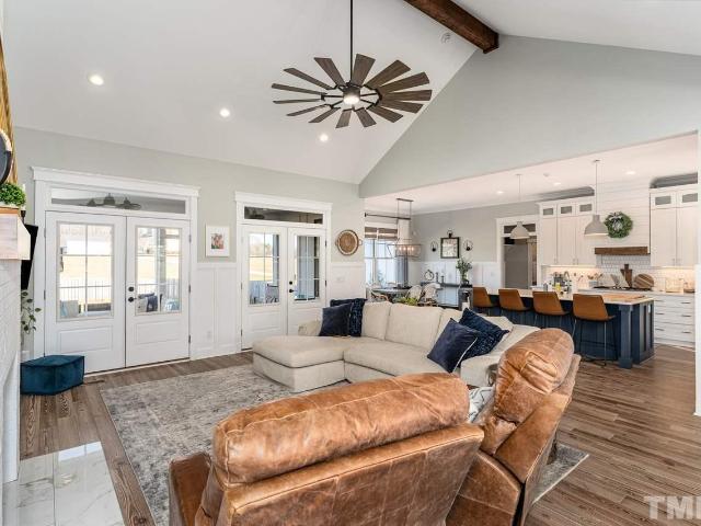 107 Crescent Hill Lane
