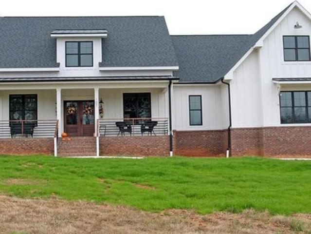 107 Crescent Hill Ln, Rougemont, NC 27572