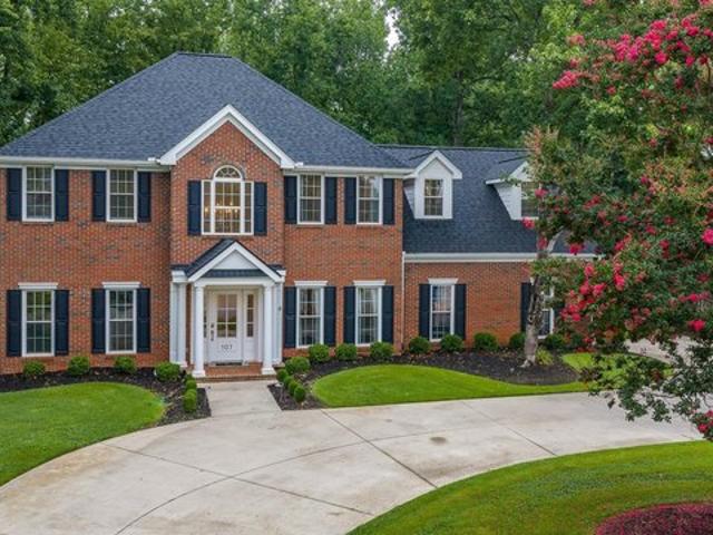 107 Annandale Ave, Greer, SC 29651