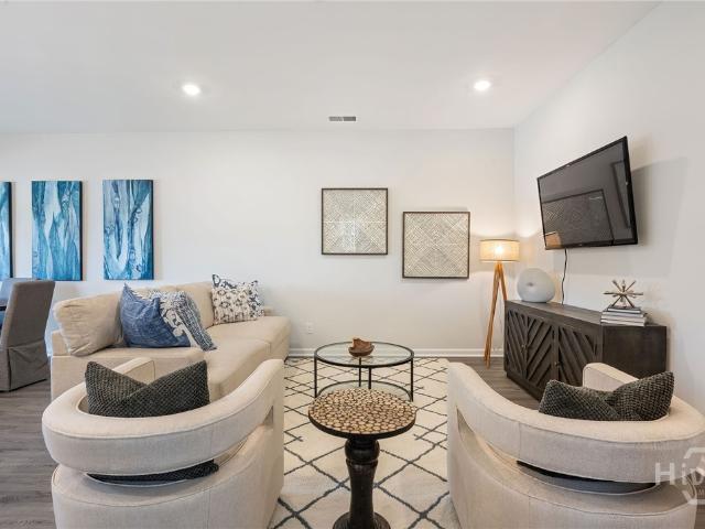 107 Annoula Way
