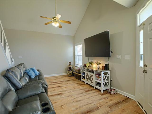 107 Alice CT