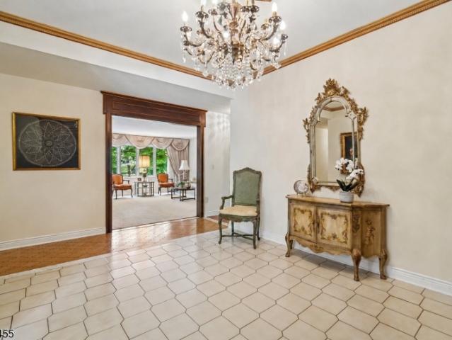 107 Arverne Rd