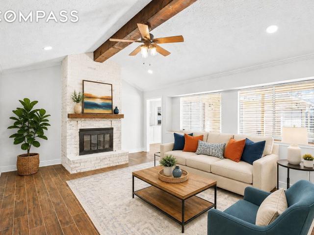 107 Asheboro Dr, Katy, TX