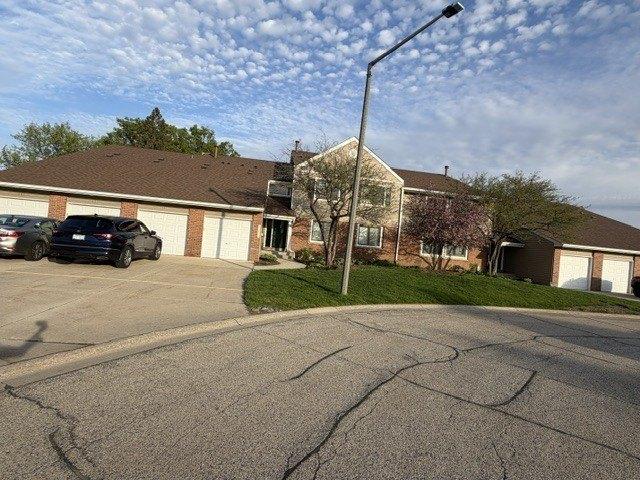 107 Autumn Ct Unit 107, Buffalo Grove, IL 60089