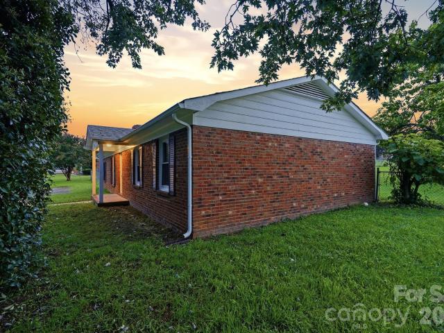 107 Bain Road