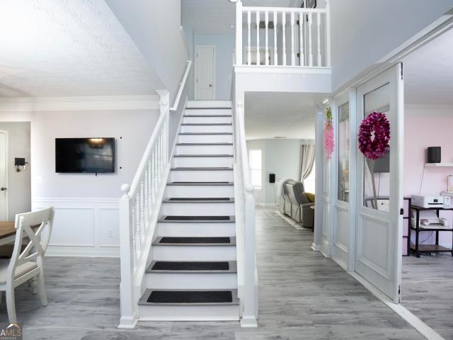 107 Barrington Parkway