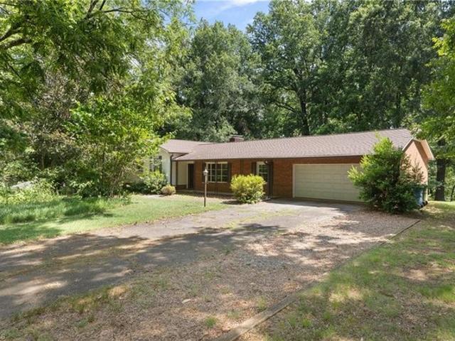 107 Ben Nevis Dr, Kernersville, NC 27284