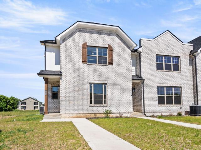 107 Blackberry Lane