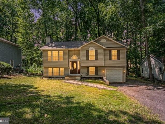 107 Butler Cir, Locust Grove, VA 22508