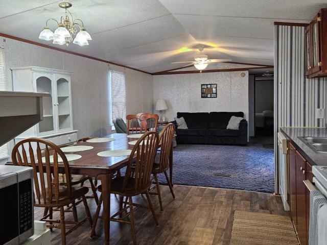 107 Gosling Lane