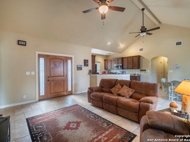 107 Garrett Way