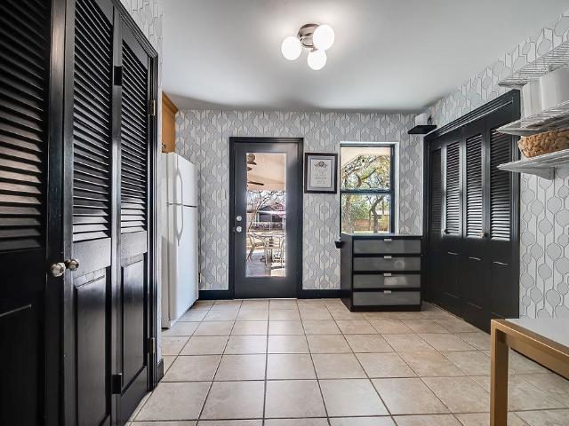 107 Glenwood Dr, Fredericksburg, TX 78624 | MLS #103888