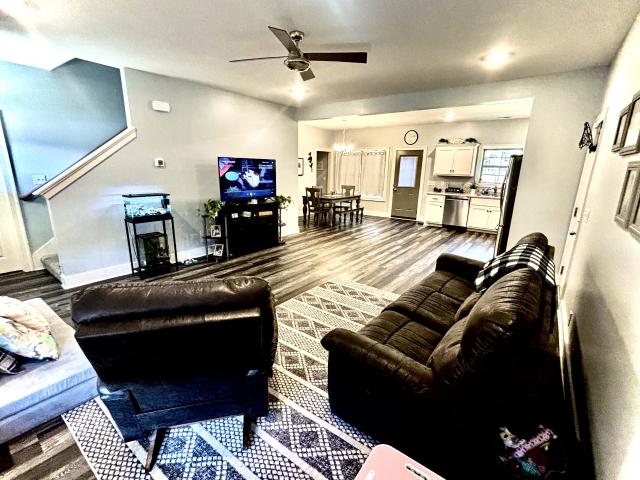 107 Grass Land St
