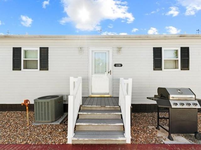 107 Green Turtle Bay Dr, Grand Rivers, KY 42045