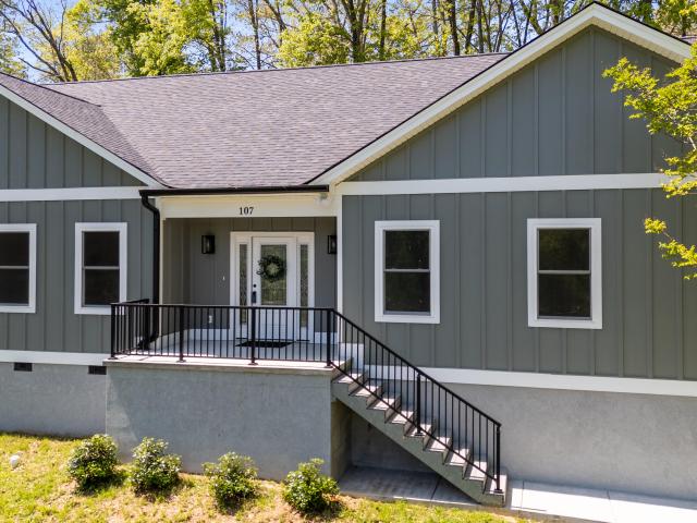 107 Douglas Drive
