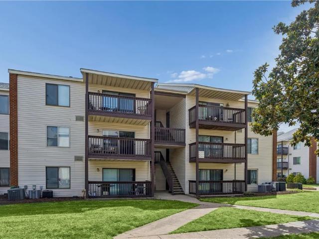 107 Davenport CT # 2