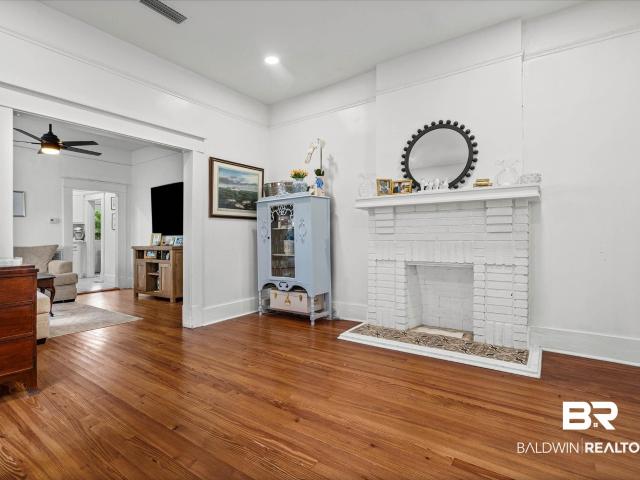 107 Demouy Ave