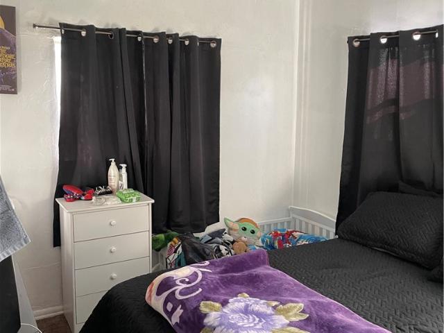 107 E 67th St, Los Angeles, CA 90003 | MLS #SB26087