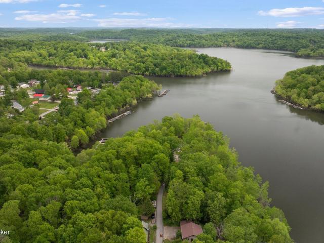 107 E Forest Dr