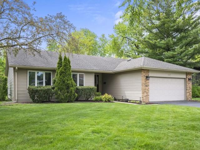 107 E Home Ave, Palatine, IL 60067