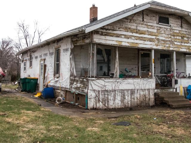 107 E Larue Street
