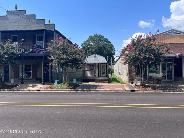 107 E Main Street