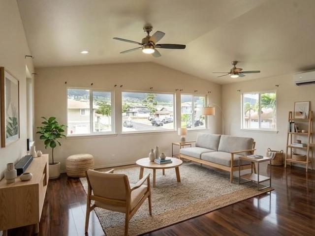 107 E Makaukau Loop, Wailuku, HI 96793